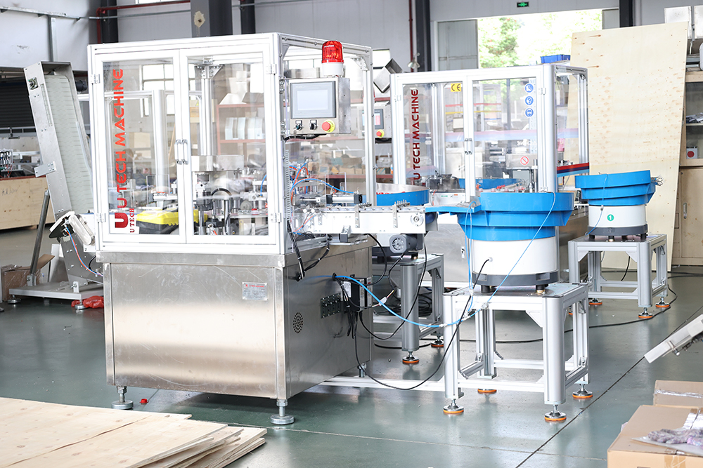 Automatic plastic bottle cap assembly machine - Zhangjiagang U Tech ...